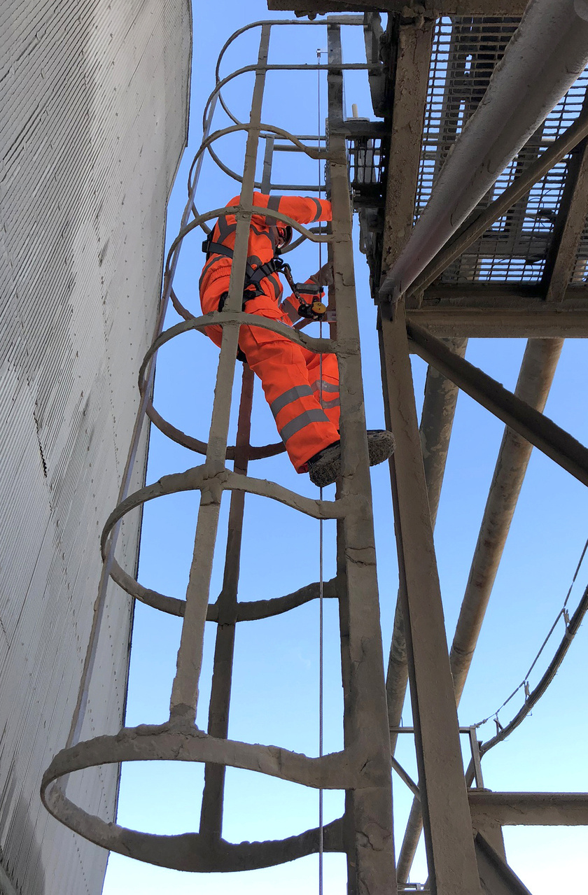 Ladder and Walkway Inspection - Arcoservices